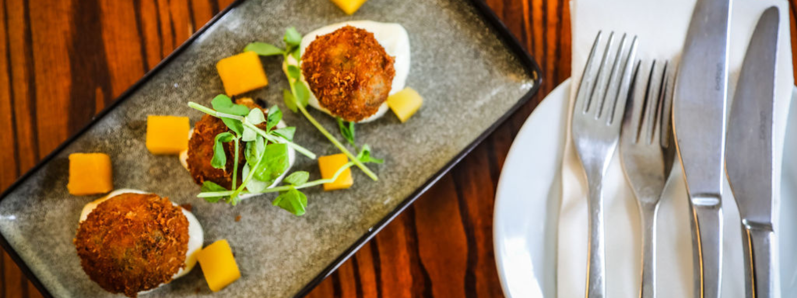 Angmering Manor | Angmering Manor is a stunning country house hotel ...